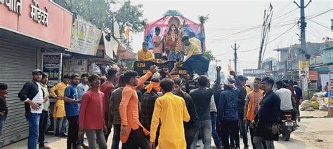 Ban Ineffective Immersion Completed Peacefully Amid Obscene Songs On Dj प्रतिबंध बेअसर डीजे