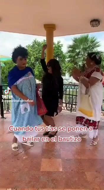 Tu Mamá Y Tus Tías Bailando En Las Fiestas 🤣🤣 Etiqueta A Tus Tías Que Bailan Así En Las