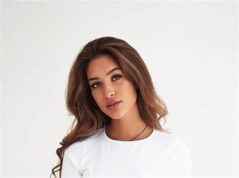 Julia Meck The German Gem Of Social Media Pachn