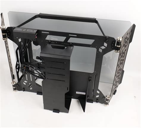 이 달의 이색 케이스 쿨러마스터 마스터프레임 에누리 쇼핑지식 뉴스