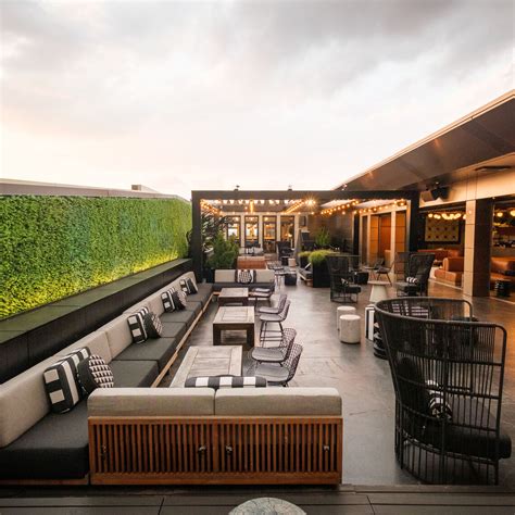 Photos Center City Rooftop Bar And Lounge In Philadelphia Stratus