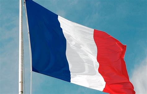 Макрон назвал взвешенными свои слова об отправке западных войск на Украину