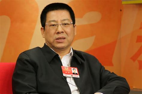 图文：《国家》主创做客 李扬讲述香港变化影音娱乐新浪网