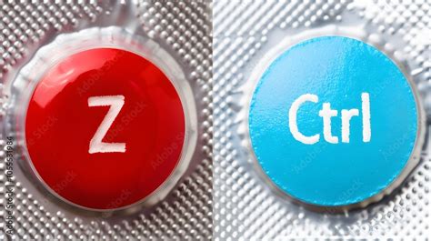 Fotografía Close Up Photo Of Two Round Tablets Inside A Pill Tab