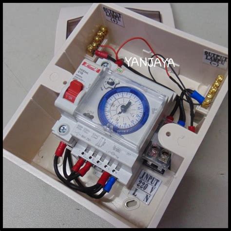 Jual Panel Timer Otomatis Lampu 24jam Timer Model Theben Sul181d Shopee Indonesia