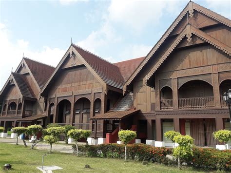 Pasir Salak Historical Complex