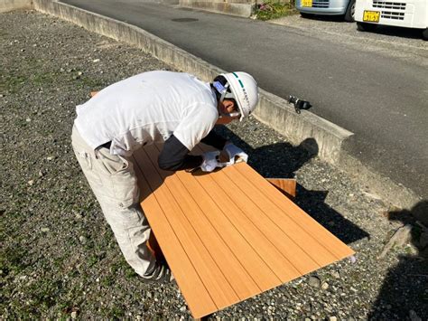 南アルプス市でプリント合板の軒天張替え工事 施工事例株式会社クリーン