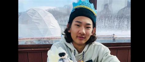 苏翊鸣：考清华难吗？清华正面回应！王宇网友微博