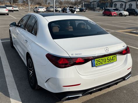 [타보고서] 한눈에 봐도 벤츠…삼각별 상징된 11세대 E클래스 Zdnet Korea