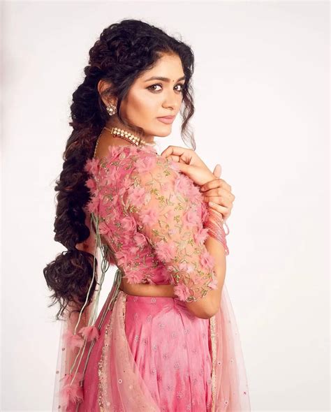 Adithi Sankar திடீர் மாற்றம் நடிகை அதிதி ஷங்கர் அழகு கூட இதுதான்