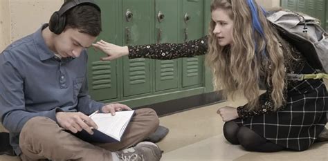 Psicología Atypical La Historia De Sam Gardner Y El Autismo Colegio