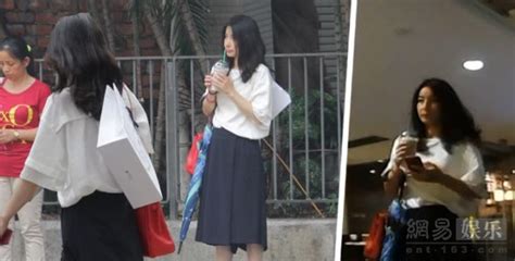 郭晶晶独自一人逛街 素面朝天超接地气娱乐环球网