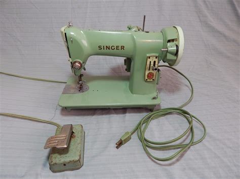 Singer Sewing Machine Model 185j Jadite Green W Foot Presser 1879189840