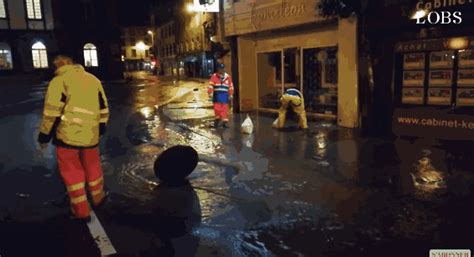 今晚开始，大雨真的要让整个城市颠倒！你会给我怀抱吗？