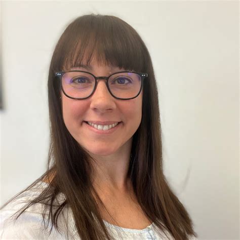 Irina Heinle Produktspezialistin Hohenstein Textile Testing