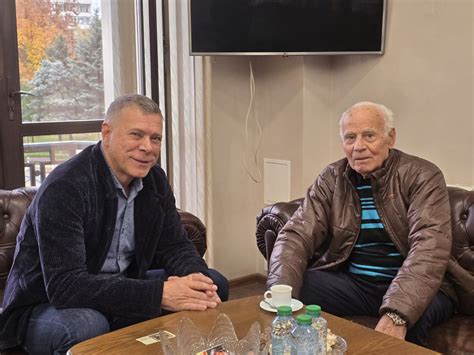 Николай Колю Табаков е сред любимите ми художници и съм много горд че такъв талант е наш