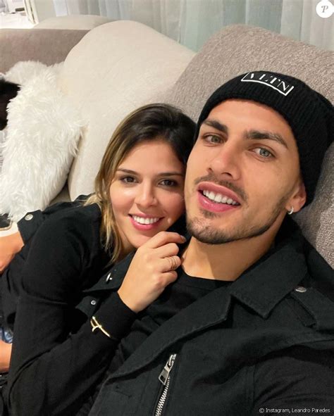 Leandro Paredes Et Son épouse Camila Galante Décembre 2020 Purepeople