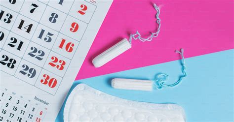 여성 위생 보호 생리 달력 깨끗 한 면 탐폰 개스킷 패드 사진 Unsplash의 달력 이미지