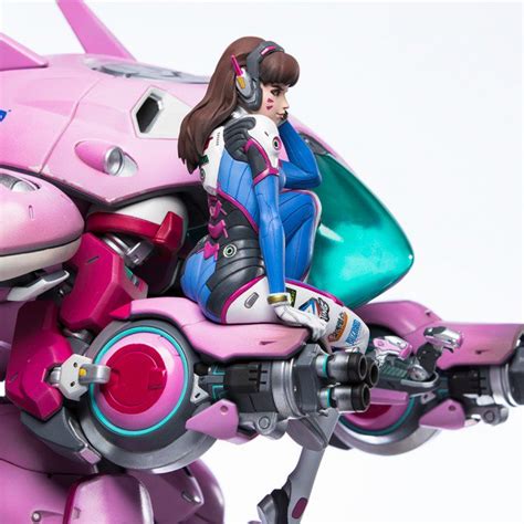 Overwatch D Va And Meka 20 Inch Statue Geekalerts
