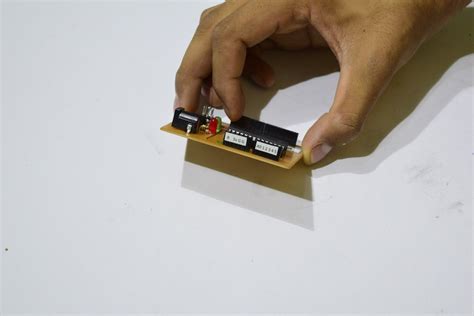 Beeduino Homemade Arduino Uno For 6 13 Steps With Pictures