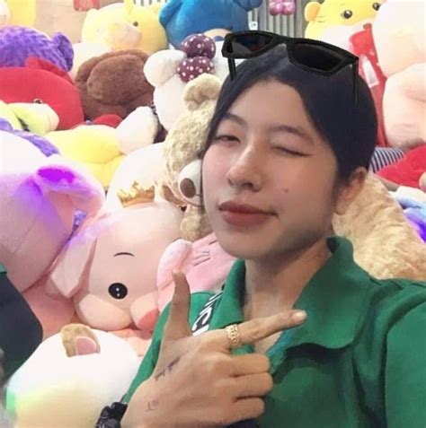 មៀច ម៉ូនីតា