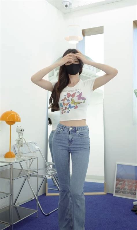 사진 하나보고 가슴 작은 여자라고 하면 ㅈ되는 이유