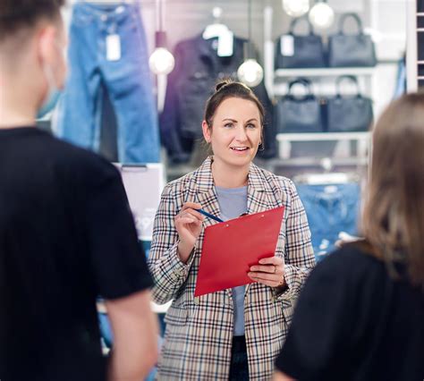 Pracownicy Oficjalna Strona Lpp Sa