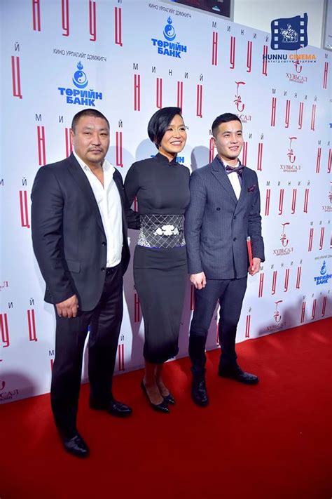 У Уранчимэгийг “Цензургүй” ярихыг хүсэв