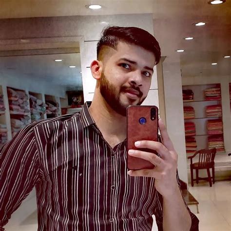 Video Posted By ‎شاکر 🖤‎ Sakirahmed22