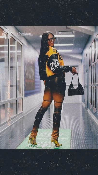 Chicago Sky Isabelle Harrision Ate 😍😍😍 Wnba Fashion Womenshoops