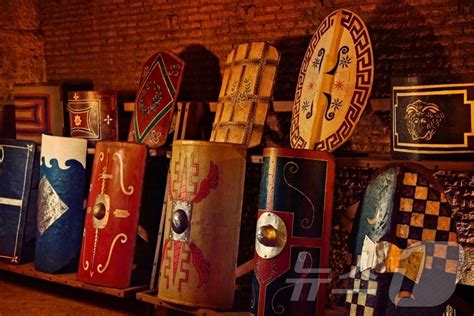 에어비앤비 로마 콜로세움 검투사 체험 연다 뉴스1