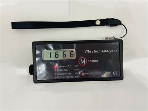 4 Parameters Metric Vibration Analyzer Explosion Proof Version True Rms Measurement