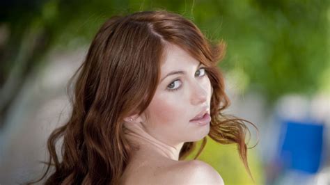 Ashlyn Rae Desktop Wallpaper 1920x1080