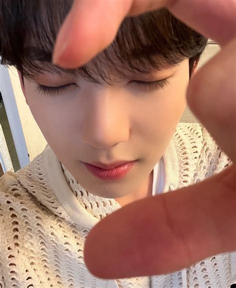 Blip Y U J I N 아기 토깽이 한유진 사진 모음