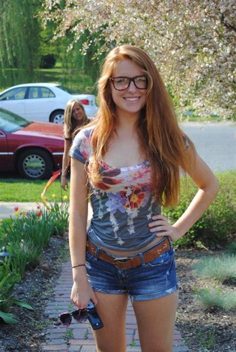 Pin By Girls With Glasses On Street Style Stunning Redhead Redheads