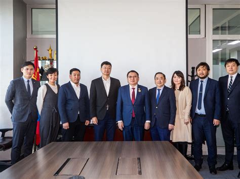 “Эрдэнэс Монгол” ХХК ны ажлын байрны нээлттэй сонгон шалгаруулалтад тэнцэгсдийн дүнг хүлээлгэн