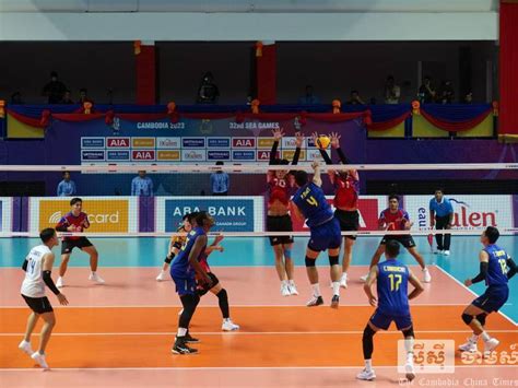 ក្រុមកីឡាបាល់ទះបុរសថៃក្នុងសាល យកឈ្នះក្រុមម៉ាឡេសុី ក្នុងព្រឹត្តិការណ៍សុីហ្គេម នៅកម្ពុជា សុីសុីថាមស៍