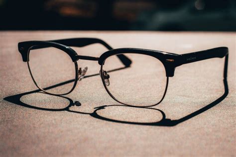 안경 덕후가 추천하는 안경 브랜드 7 디에디트