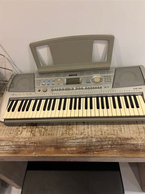 Yamaha Keyboard Psr 290 Hobbies And Toys Music And Media Musical Instruments On Carousell