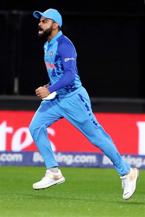 Virat Kohli Become Highest Run Getter In T20 World Cups Former Captain