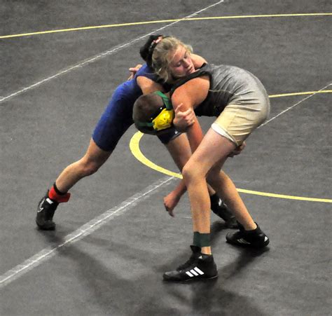 Men Wrestling Women She Pins Him