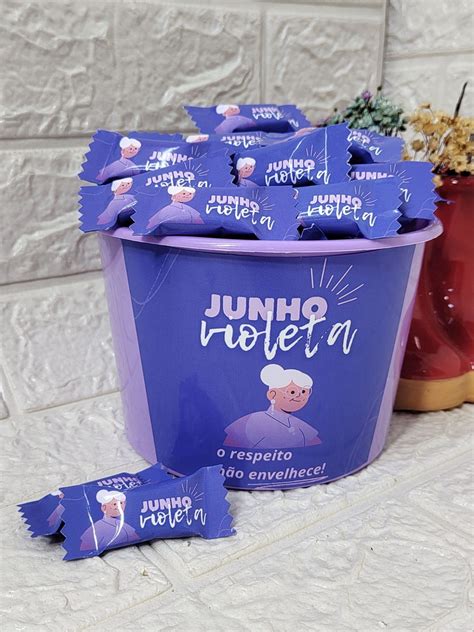 Balas Personalizadas No Baldinho Junho Violeta Elo7