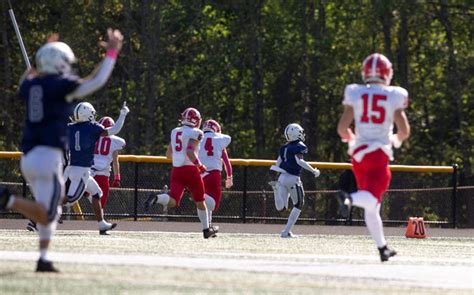 Nj Shore Football Howell Upsets Manalapan