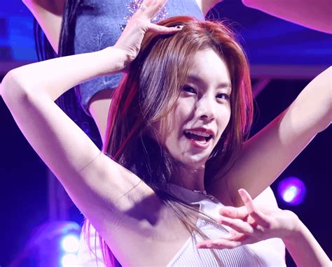 Yeji Itzy God Tier Armpits R Kpoparmpit