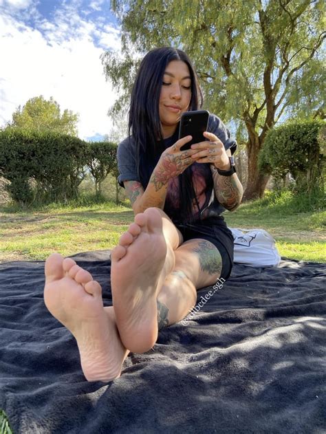 Worship My Feet R Foottalk