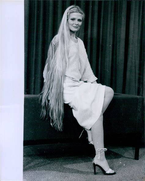 Image Of Debra Jo Fondren