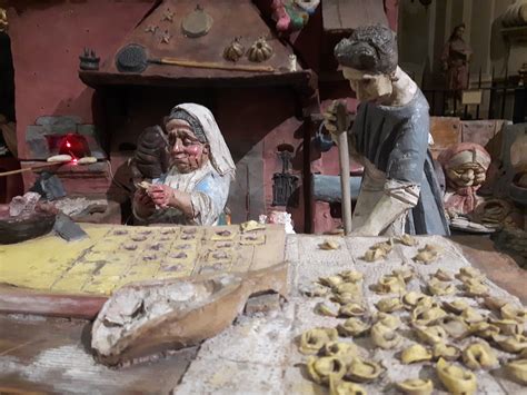 Lo Scultore Wolfango Presenta Il Presepe Della Umanità Mywhere