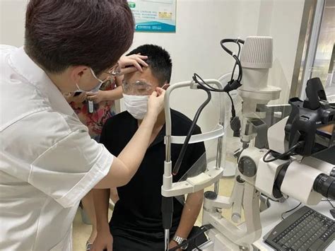 高考后做近视手术，不满18岁也可以？ 知乎