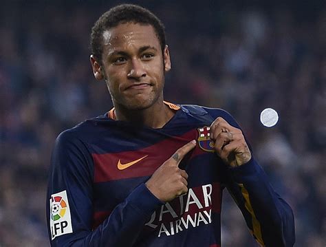 Barcelona Transfer News Neymar Sr Clarifies Brazil Stars Future Amid