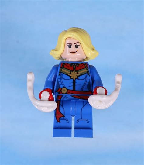 LEGO Marvel Super Heroes Minifigur - Captain Marvel | Kaufen auf Ricardo